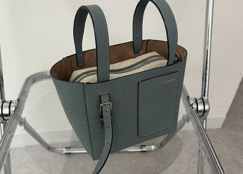 ヴァレクストラ唯一のアウトレット店舗はイタリア(ミラノ)だけ!?-日本から安く買える方法をご紹介!-STYLE HAUS